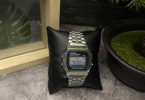 Винтажные часы Casio