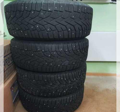 Gislaved NordFrost 100 215/65 R16