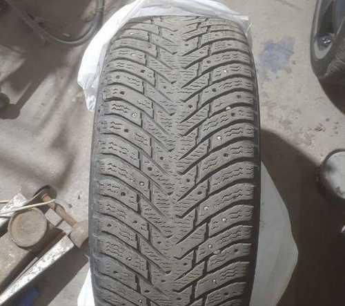 Nokian 235/55 R17 2шт