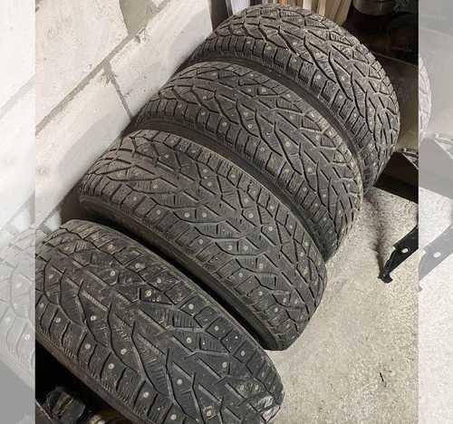 Tigar SUV Ice 225/60 R17