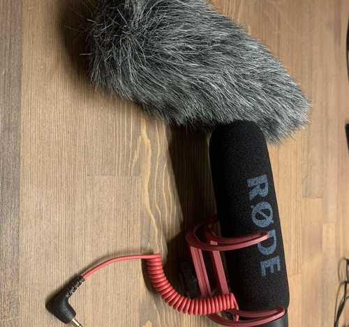 Микрофон Rode videomic go