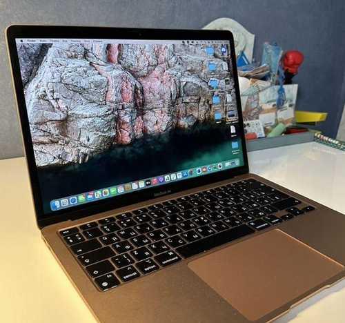 Apple macbook air 13 2020 m1