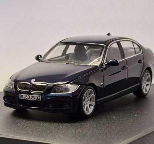 BMW 3-Series E90 1:43 Minichamps