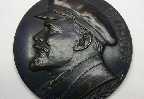 Настольная медаль бронза. Ленин