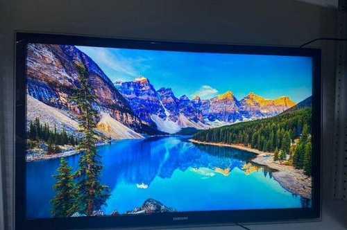 Телевизор Samsung UE32F4500AK