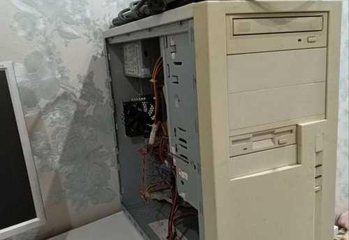 Компьютер рабочий всё есть