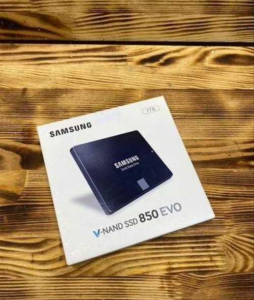 SSD накопитель Samsung V-nand SSD 850 EVO 1TB