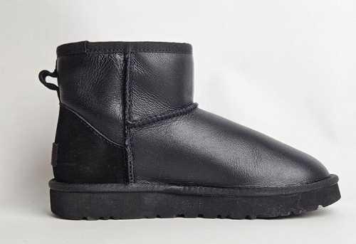 Ugg Mens Classic Mini Metallic Black