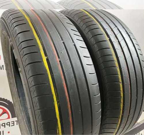 Kumho Ecsta HS51 215/60 R17 96M