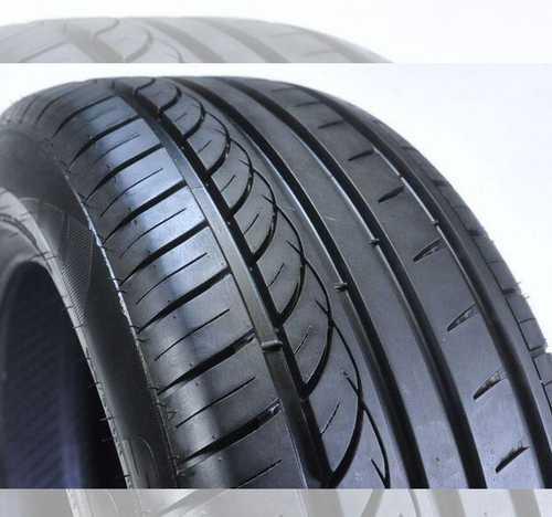 Sunfull Mont-Pro HP881 235/45 R19 99W