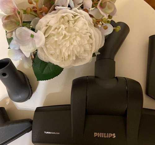 Турбощетка и другие насалки на пылесос Philips т