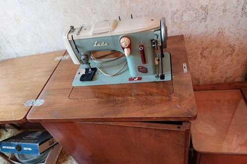 Швейная машина LADA (лада) Чехословакия