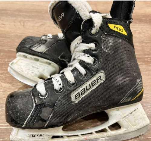 Хоккейные коньки bauer 31