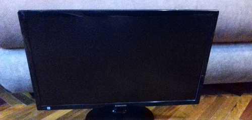 Монитор Samsung S24B300B 24"