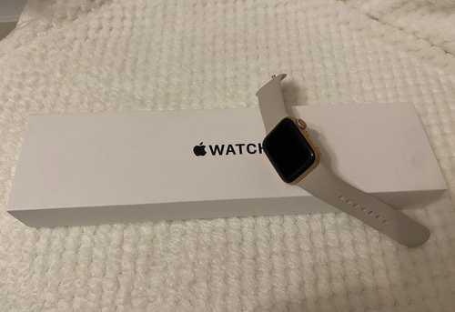 Apple watch se 40mm gold