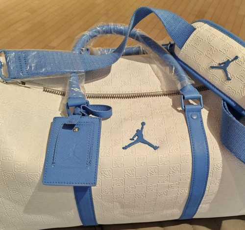 Оригинал Jordan Monogram Duffle Bag