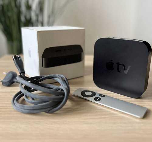 Тв приставка Apple TV 3