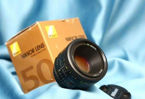 Nikon 50mm f/1:1.8D с коробкой