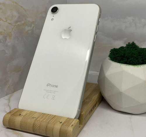 iPhone Xr, 64 ГБ