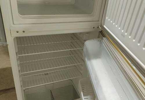 Холодильник Стинол 145см рабочий