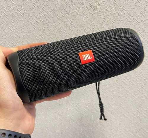 Портативная колонка JBL Flip 5