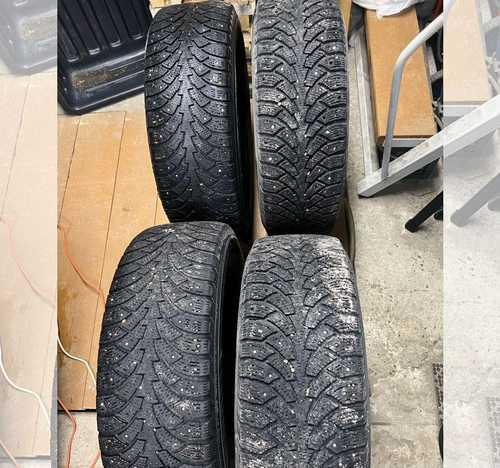 Nordman Nordman 4 215/65 R16 102T