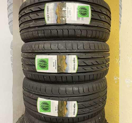 Ikon Tyres CHARACTER ULTRA 215/55 R17 98V