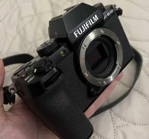 Фотоаппарат Fujifilm X-S10 Body, черный