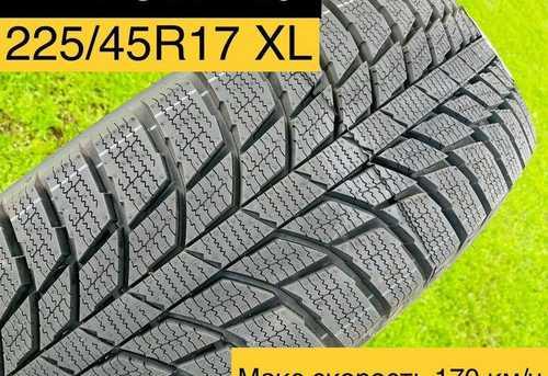 Triangle PL01 225/45 R17 94R