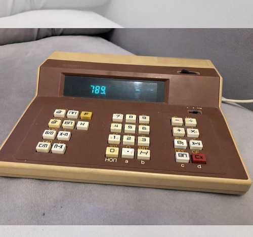 Советский калькулятор Электроника мк 56