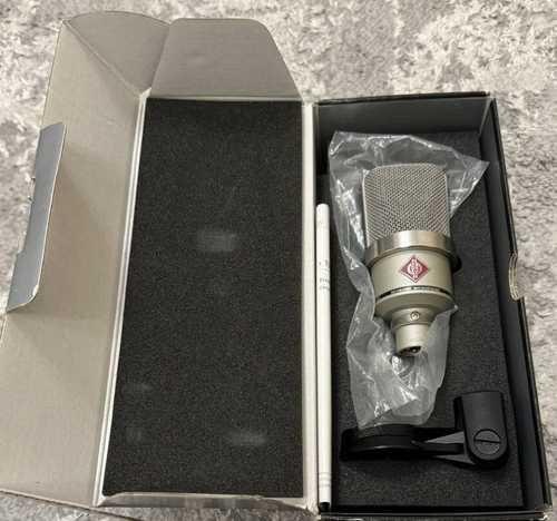 Студийный микрофон Neumann TLM 102 (Идеальный)