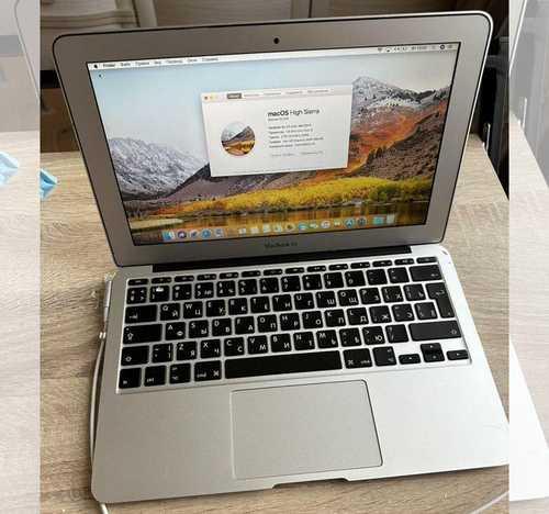 Macbook air 11 2011, core I5/2gb/64gb/3 часа