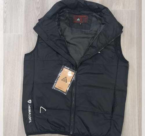 Жилетка nike acg