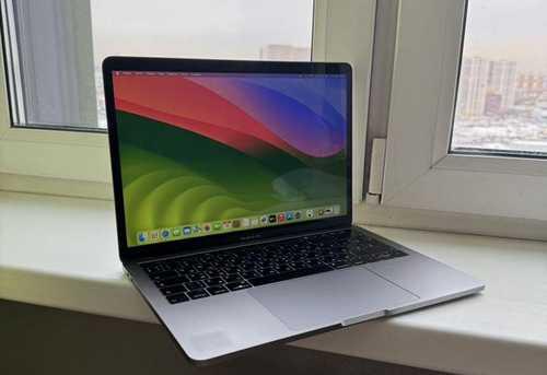 Macbook pro 13 2019 Touch Bar A2159 256gb отличный