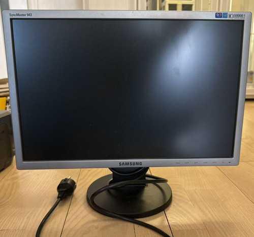 Монитор Samsung 943NW NKS