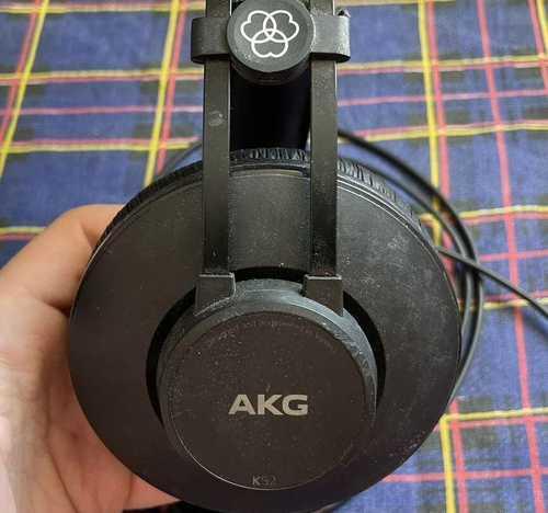 Наушники AKG k52