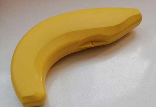 Контейнер для банана Tupperware