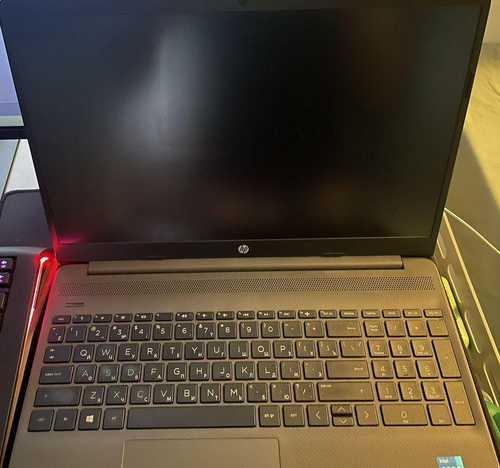 Ноутбук hp laptop 15-dw3028ur