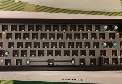 База клавиатуры GMK67 черная
