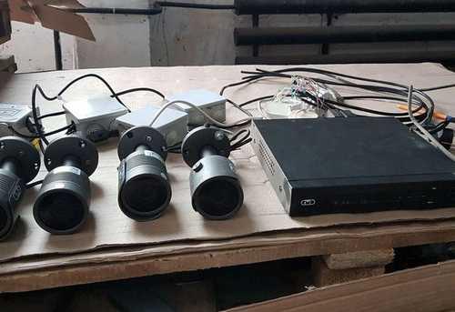 Камеры видеонаблюдения и видеорегистратор