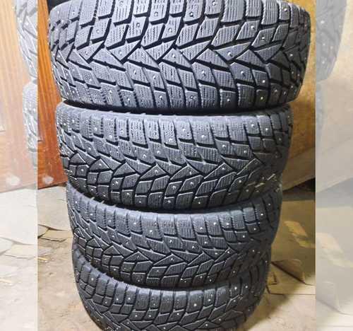 Dunlop SP Winter Ice02 235/65 R17