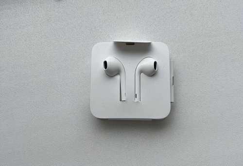 Наушники Apple earpods lightning новые