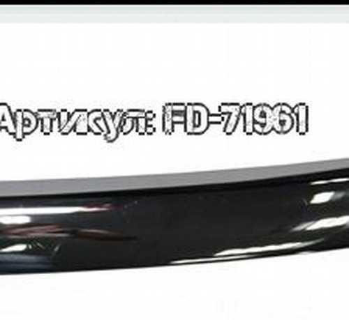 Молдинг решетки радиатора тойота Corolla E150