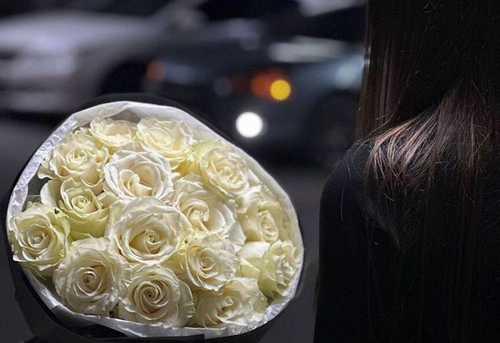 Букет из белых роз