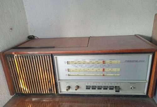 Радио приёмник СССР "Рекорд 301"