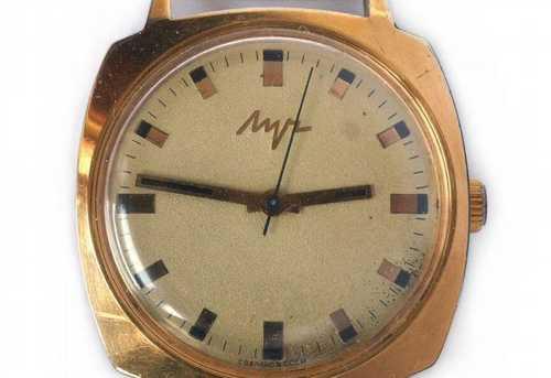 Редкие часы луч 3045 электрические Au10 1970е СССР