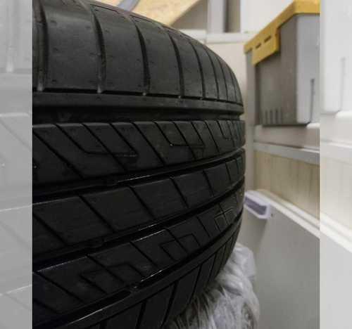 Kumho Solus HS63 225/55 R18