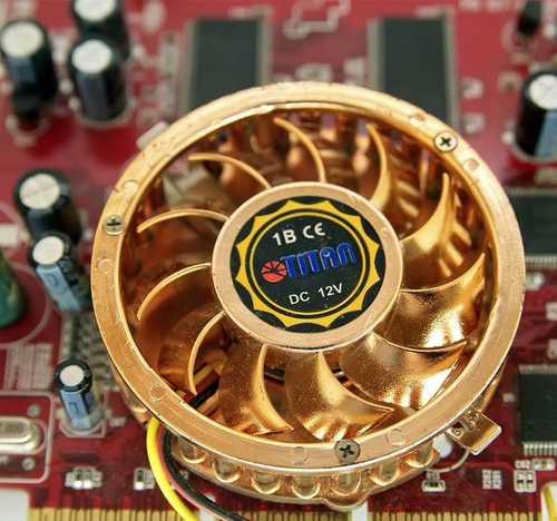 Видеокарта ATI Radeon 9600 128mb в ретро коллекцию