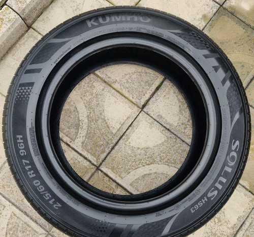 Kumho Solus HS63 215/60 R17 96H