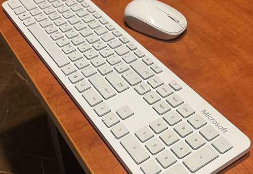 Клавиатура и мышь беспроводная Microsoft